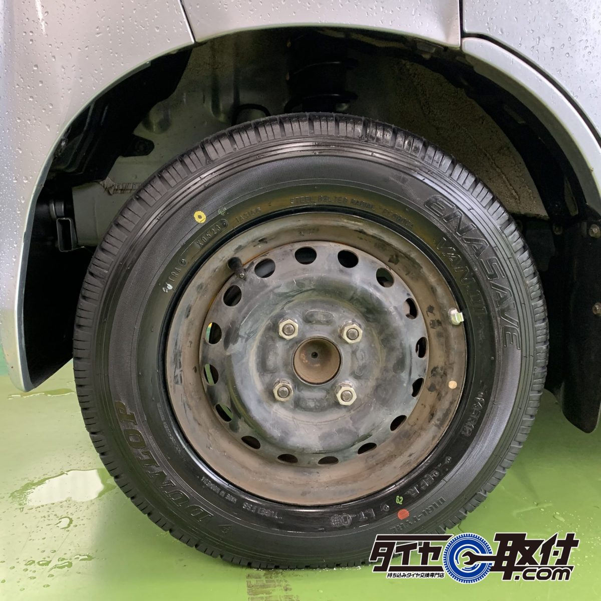 本日の1台 DAIHATSU ハイゼット タイヤ交換 | タイヤ取付どっとこむ